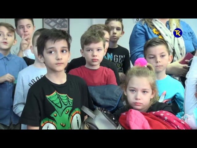 Prostorije RTV TK danas ukrasili učenici KŠC “Sv. Franjo” Tuzla | RTVTK ...