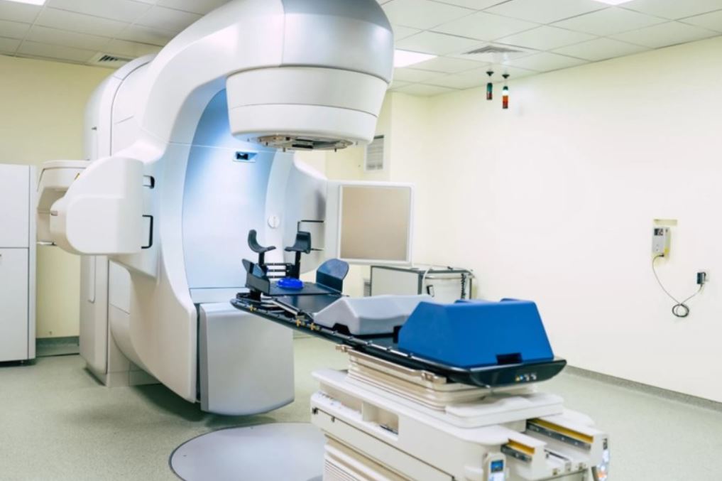 Danas puštanje u rad linearnog akceleratora za liječenje onkoloških pacijenata na UKC-u Tuzla ...